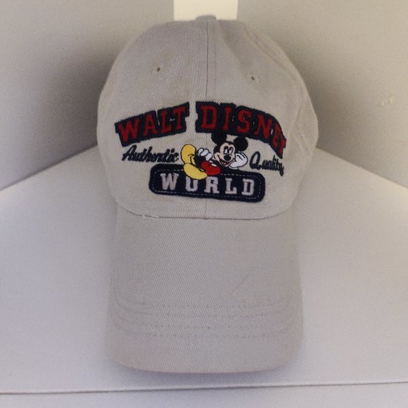 Disney | Accessories | Final Price Donating 30 Disney Parks Walt Disney ...